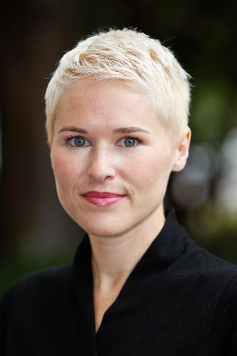 Batten School Hosts Talk with Student Loan Expert Beth Akers | WUVA